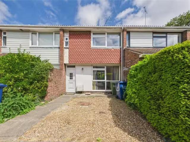 3 bedroom terraced house for rent in Manhattan Drive, Cambridg.