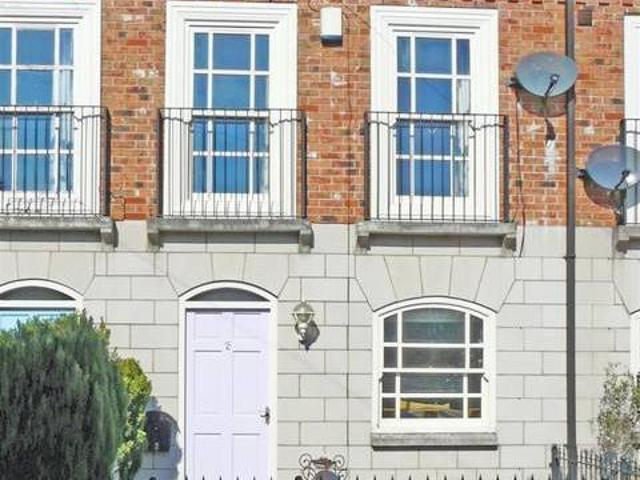 3 bedroom terraced house for rent in Manse Court Chapmangate Pocklington YO42