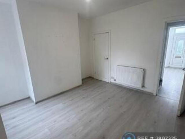 3 bedroom terraced house for rent in Mansfield Road, Sheffield, S12