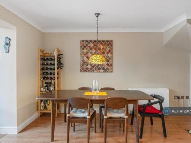 3 bedroom terraced house for rent in Mapeshill Place, London, NW2
