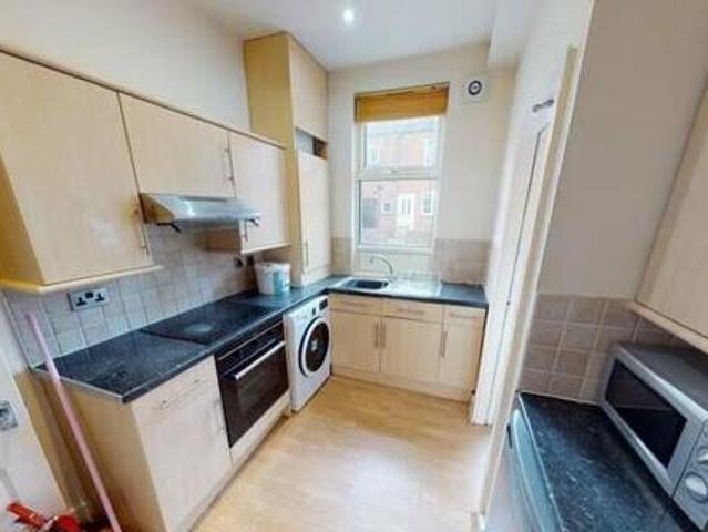 3 Bedroom Terraced House For Rent In Meanwood