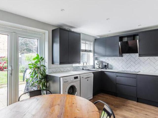 3 Bedroom Terraced House For Rent In Meath Green