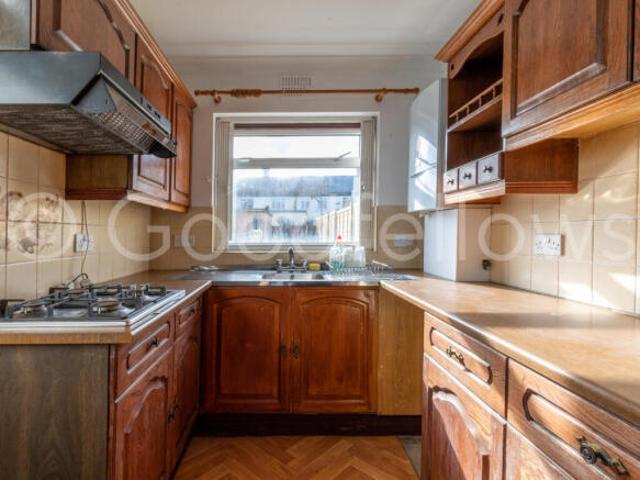 3 bedroom terraced house for rent in Mitcham Road, Croydon, CR0