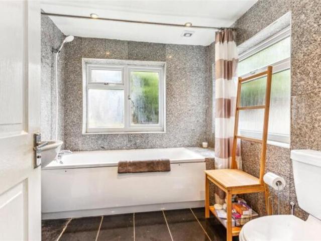 3 bedroom terraced house for rent in Mitford Road, Islington, N19