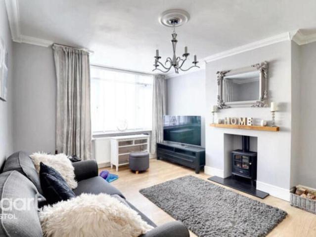 3 bedroom terraced house for rent in Middle Road, Bristol, BS15