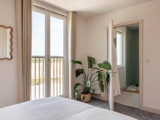 3 bedroom terraced house for rent in Milne Avenue, Cambridge, Cambridgeshire, CB3