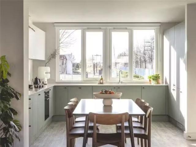 3 bedroom terraced house for rent in Milne Avenue, Eddington.