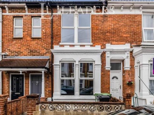 3 bedroom terraced house for rent in Munster Road PO2