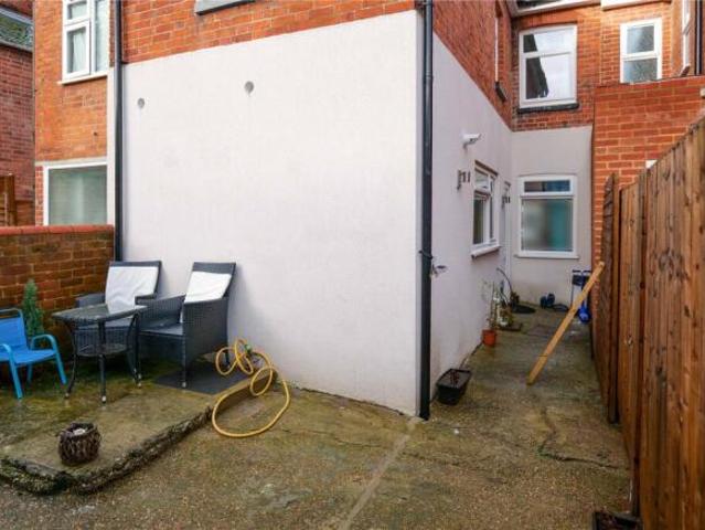 3 bedroom terraced house for rent in Norfolk Road, Reading, Berkshire, RG30