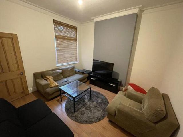 3 bedroom terraced house for rent in Norman Street, Leicester, LE3