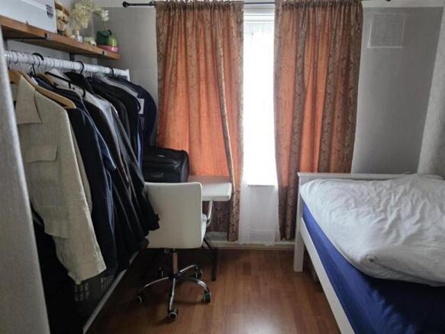 3 bedroom terraced house for rent in Normanton Park, London, E4