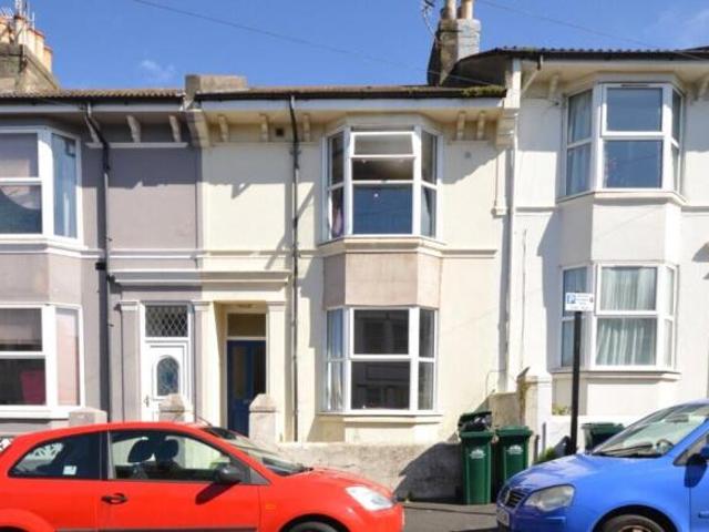 3 bedroom terraced house for rent in Normanton Street, Brighton, BN2