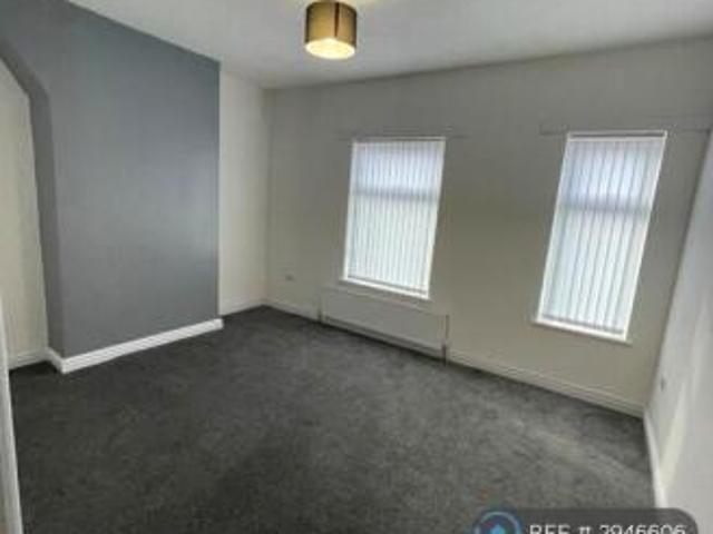 3 bedroom terraced house for rent in Norway Street, Stretford, Manchester, M32