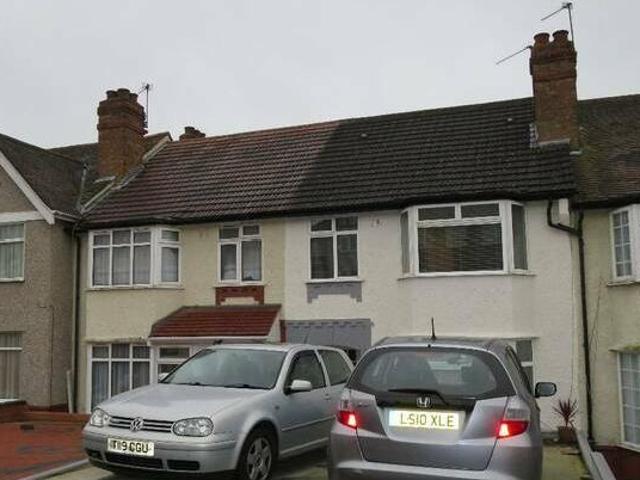 3 bedroom terraced house for rent in Northwood Gardens Greenford Middlesex UB6