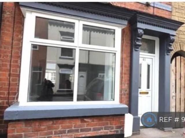 3 bedroom terraced house for rent in North Street Bridlington YO15