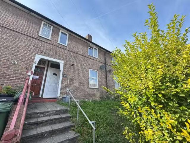 3 bedroom terraced house for rent in Northover, Bromley, BR1