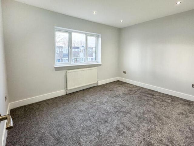 3 bedroom terraced house for rent in New Barn Street, London, E13 8JZ, E13