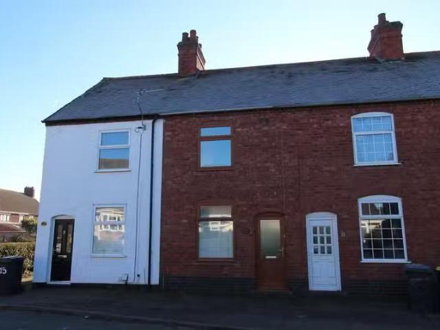 3 bedroom terraced house for rent in New Street, Two Gates, B77