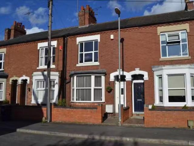 3 bedroom terraced house for rent in Newcombe Street, Market H.