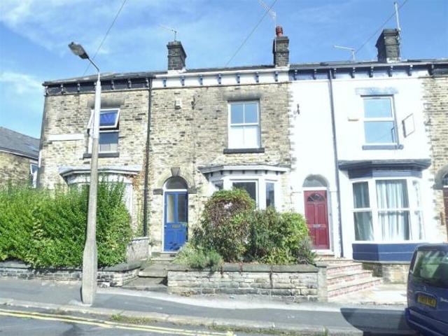 3 bedroom terraced house for rent in Newbould Lane, Broomhill, Sheffield, S10