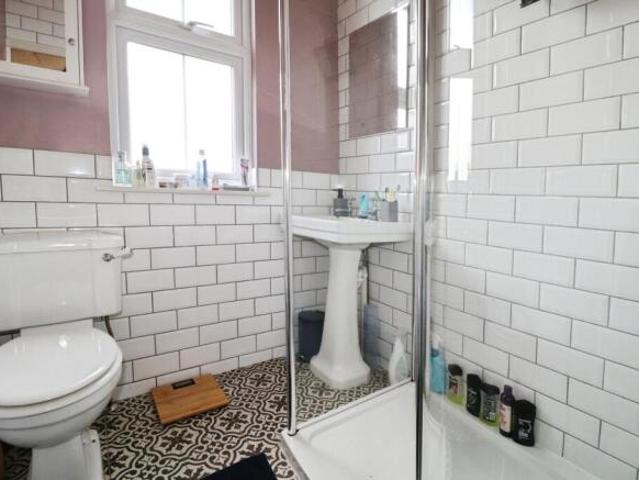 3 bedroom terraced house for rent in Newfoundland Road, Gabalfa, Cardiff, CF14