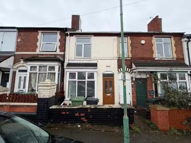 3 bedroom terraced house for rent in Nelson Road, Dudley, DY1