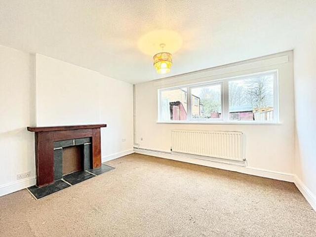 3 bedroom terraced house for rent in Nith Walk Bedford MK41