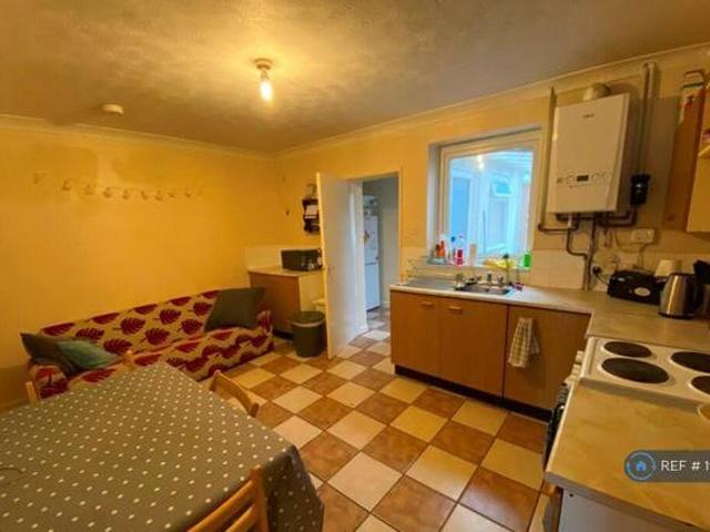 3 Bedroom Terraced House For Rent In Southampton