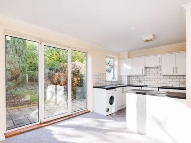 3 bedroom terraced house for rent in Solsbury Way Bath BA1