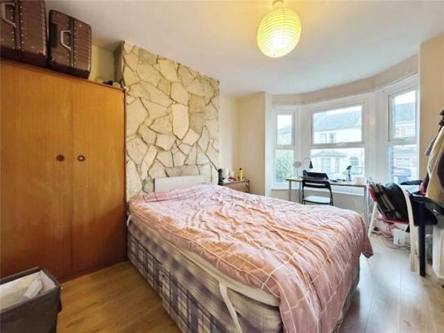 3 bedroom terraced house for rent in Somerset Road, Southampton, Hampshire, SO17