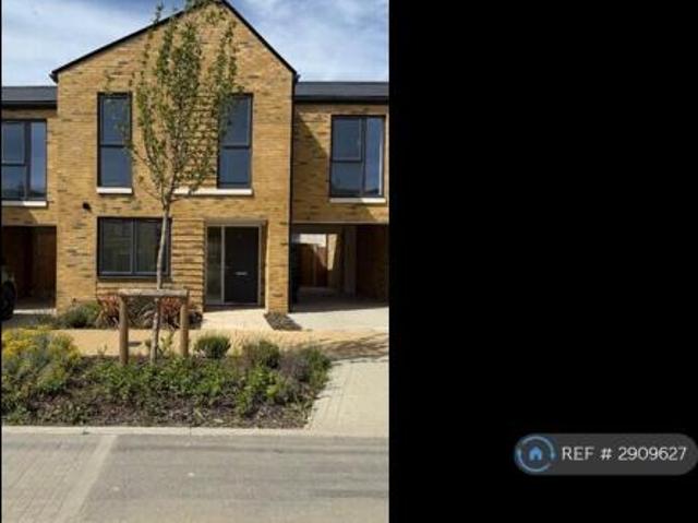 3 bedroom terraced house for rent in Savery Avenue, Swanscombe, DA10