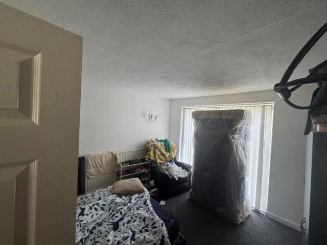 3 bedroom terraced house for rent in Sawyers Court, Chatham, Kent, ME4