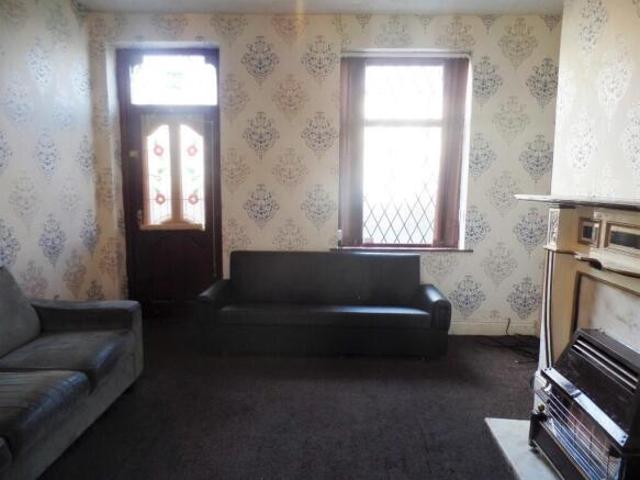 3 bedroom terraced house for rent in Sandford Road, Bradford, BD3