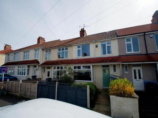 3 bedroom terraced house for rent in Sandling Avenue, Bristol, BS7