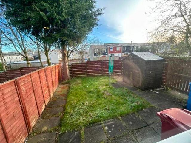 3 bedroom terraced house for rent in Sandpiper Drive, East Kilbride, Glasgow, G75