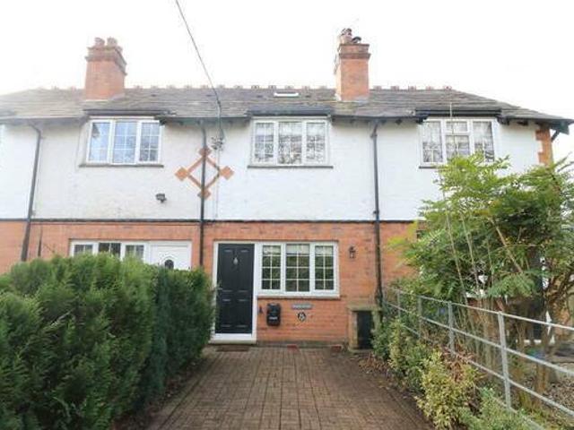 3 bedroom terraced house for rent in School Road Hockley Heath B94