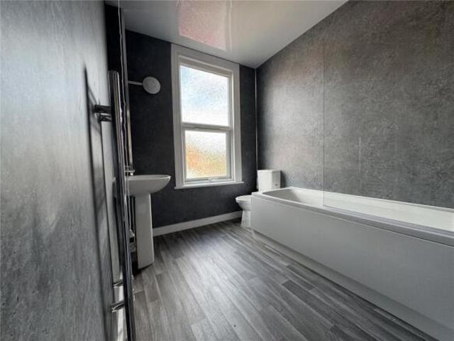 3 bedroom terraced house for rent in Seaforth Road, Leeds, LS9