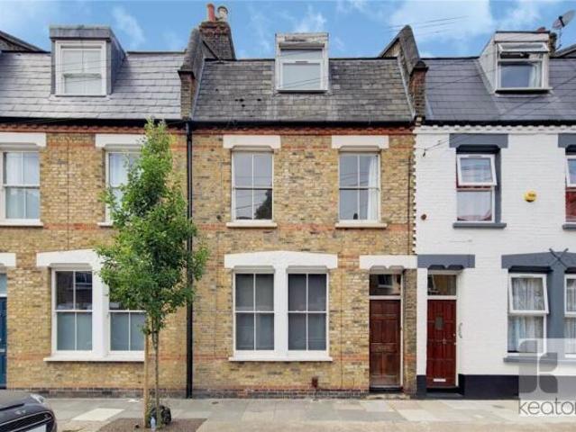 3 bedroom terraced house for rent in Senrab Street, Stepney, London, E1