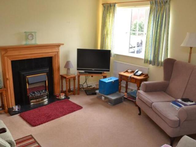 3 bedroom terraced house for rent in Shelduck Road, Quedgeley, GLOUCESTER, GL2