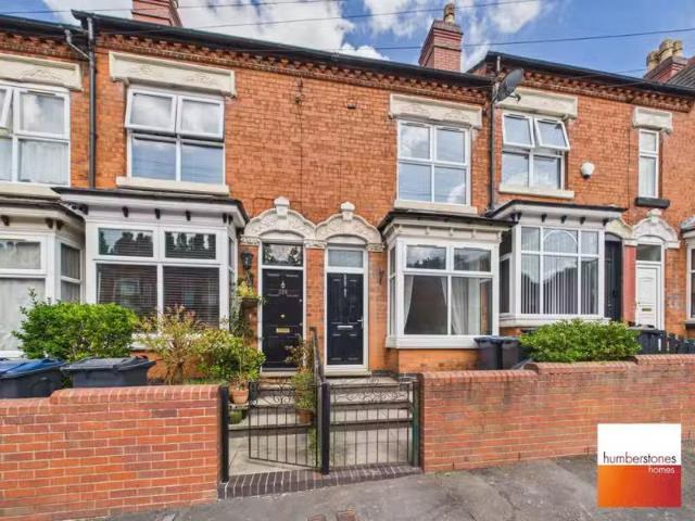 3 bedroom terraced house for rent in Shenstone Road Edgbasto.