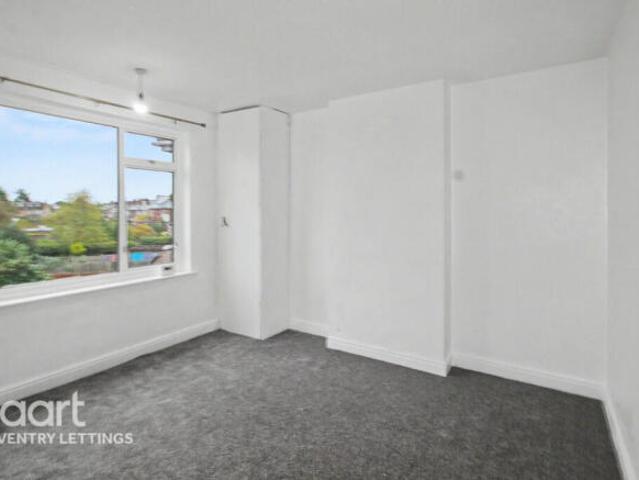 3 bedroom terraced house for rent in Siddeley Avenue, Coventry, CV3