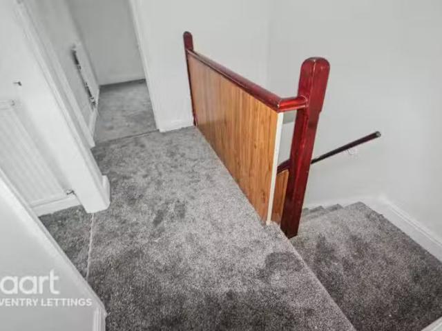 3 bedroom terraced house for rent in Siddeley Avenue, Coventry.