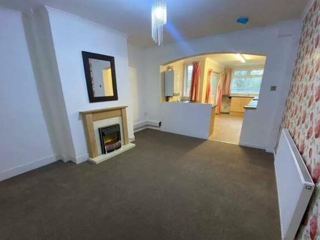 3 bedroom terraced house for rent in Silk Street SuttonInAshfield NG17