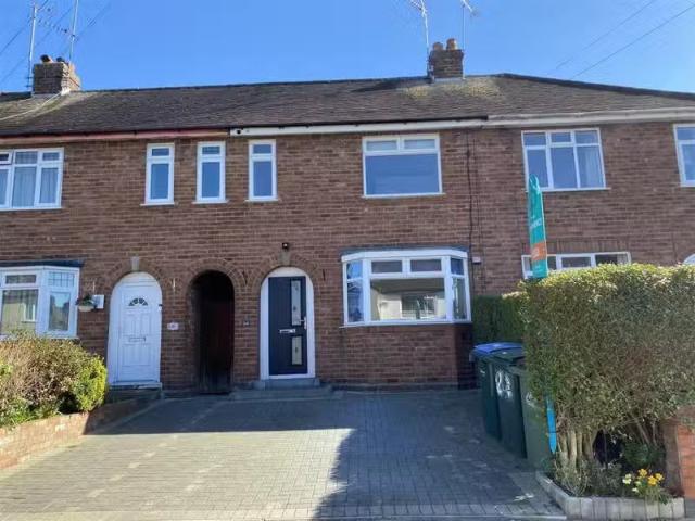 3 bedroom terraced house for rent in Silksby Street, Cheylesmo.
