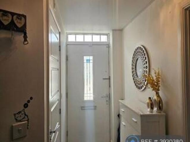 3 bedroom terraced house for rent in Simpson Road, Basingstoke, RG21