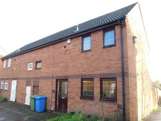 3 bedroom terraced house for rent in Skoner Road Norwich NR5