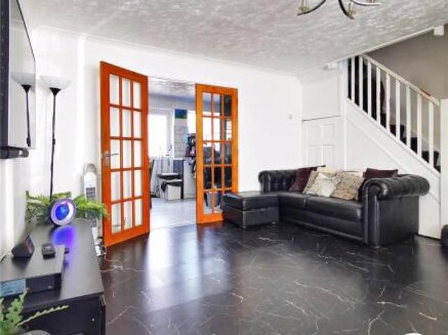 3 bedroom terraced house for rent in Slade Green Road, Erith, DA8