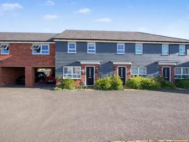 3 bedroom terraced house for rent in Spectrum Avenue, Rugby, C.