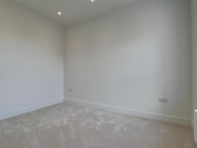 3 bedroom terraced house for rent in Spencer Road, Southsea, PO4