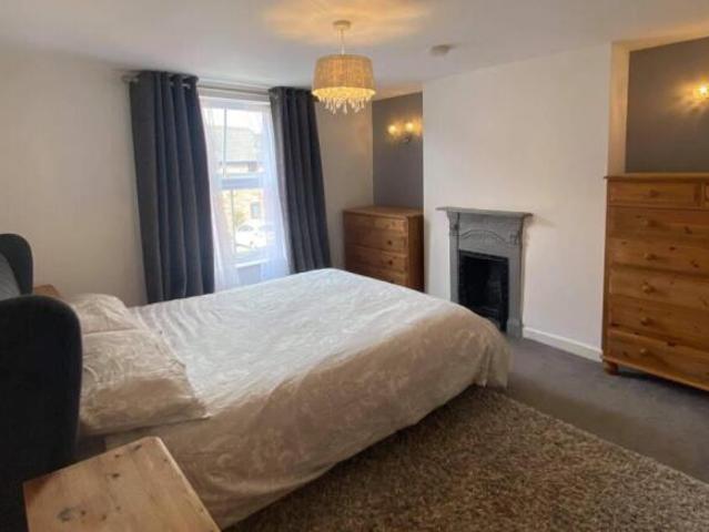 3 bedroom terraced house for rent in Spring Lane, Worcester, WR5